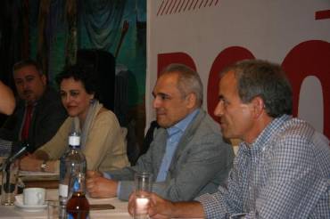 Simancas apela a que Podemos y C's "dejen de vetarse" para que haya un ...