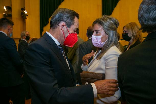 Un día de CLM incardinado en los rigores de la pandemia pero optimista ...